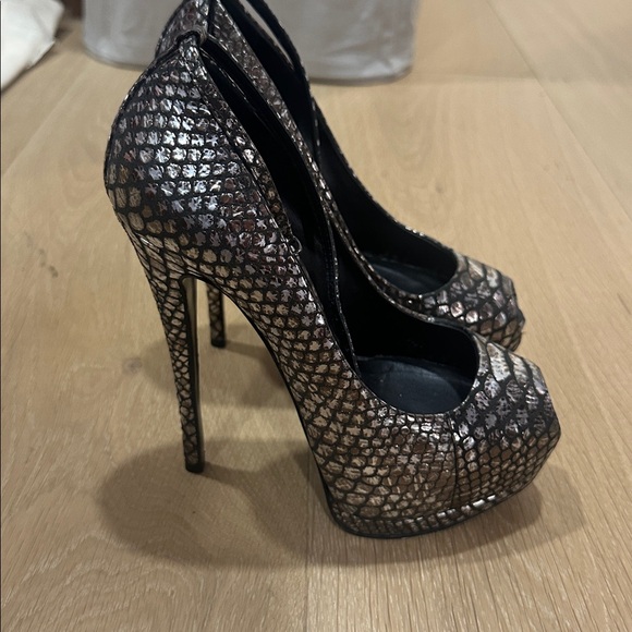 Shoes | Metallic Snakeskin High Heels | Poshmark